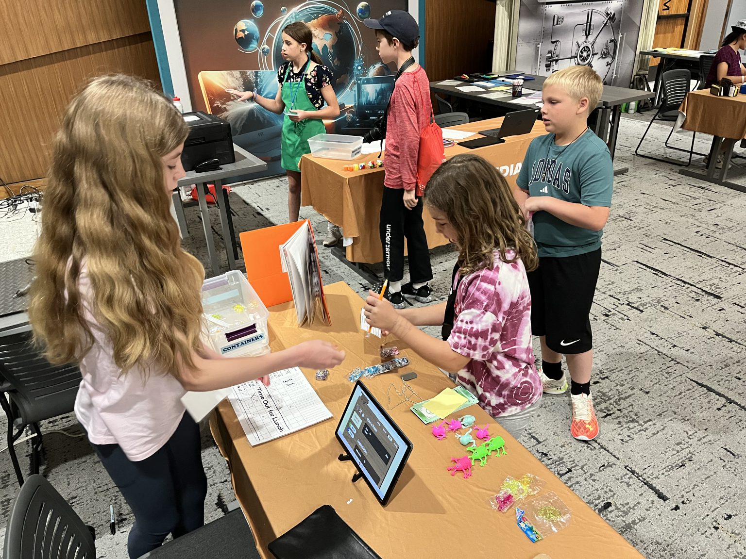 Financial Education Summer Camp | Young Americans Center